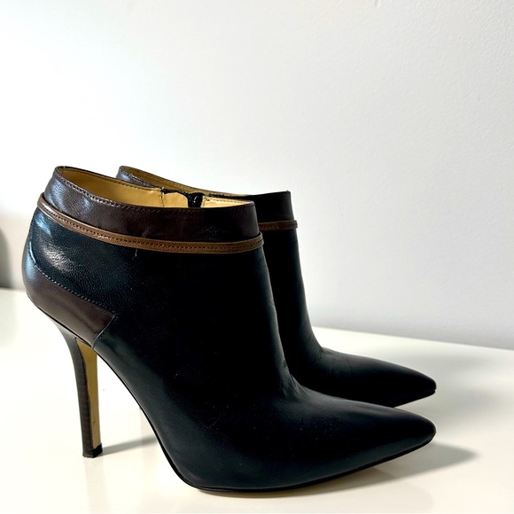 Ivanka Trump | Shoes | Ivanka Trump Itscarlett 85 Heels | Poshmark